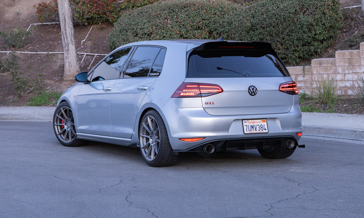 Rennwagen™ | Rear Diffuser [VW (MK7) GTI] V2